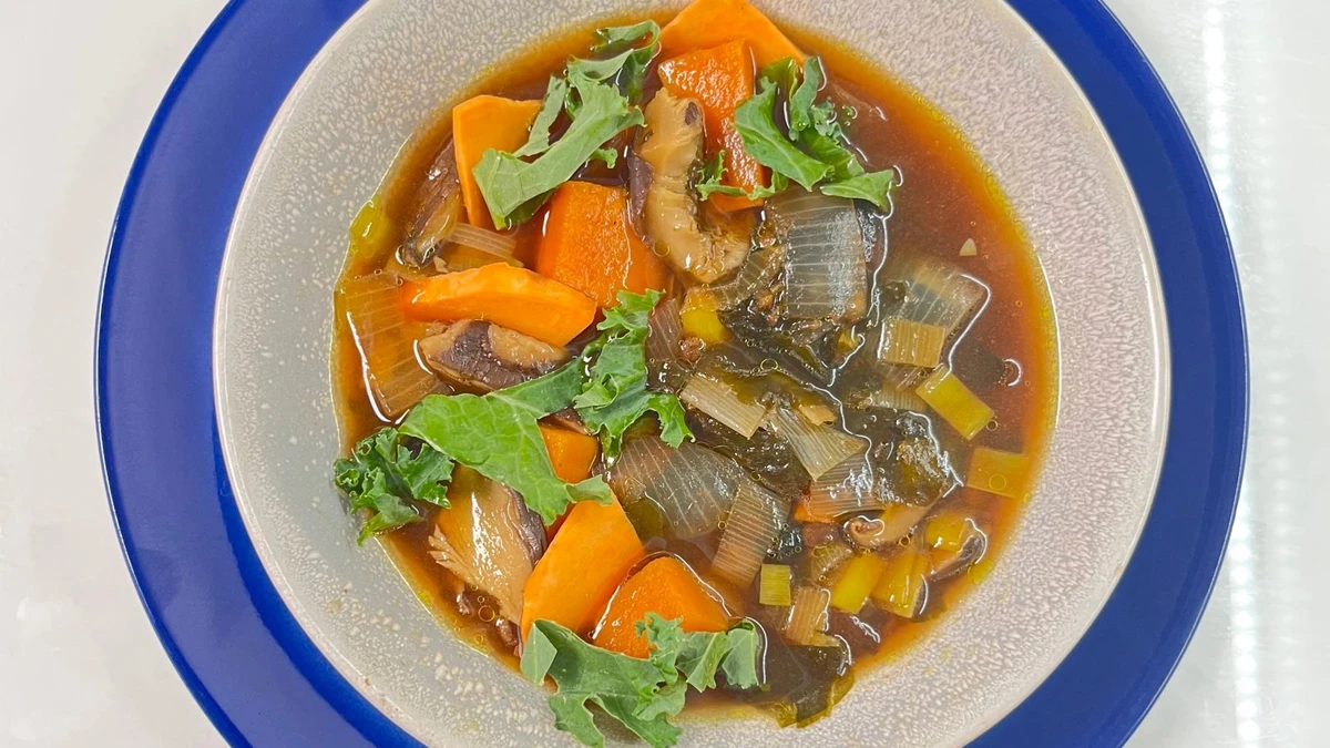 Seaweed root veggie miso stew